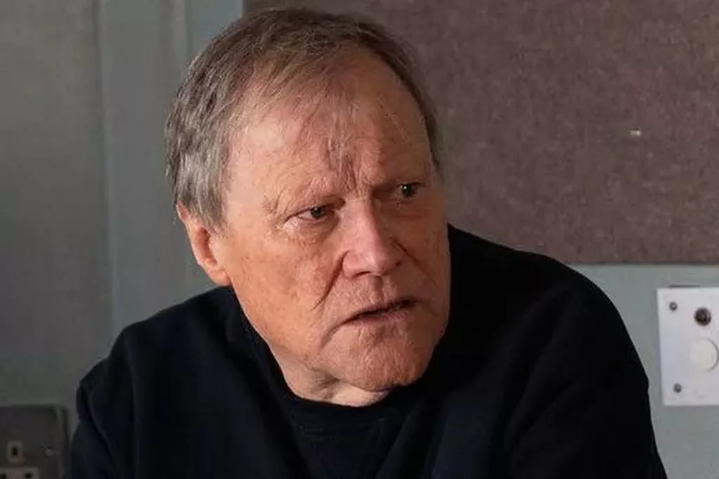 Coronation Street’s Roy’s surprise new romance ‘revealed’ – and it’s ...