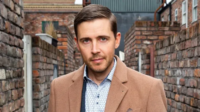 Coronation Street’s Gareth Pierce warns of villainous return for Todd ...