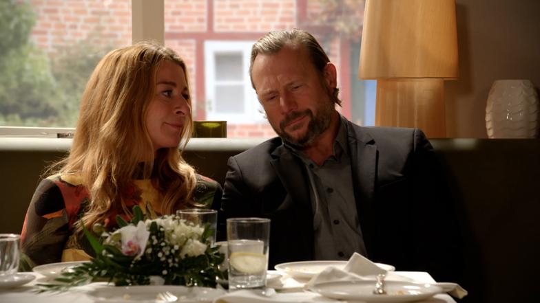 Geheimnisse, Intrigen und neue Wege: Spannung in „Rote Rosen“ – Corrie News