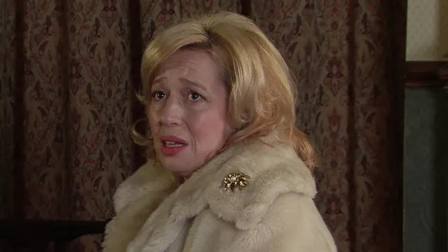 Julie broken in Coronation Street as painful end nears – Corrie News