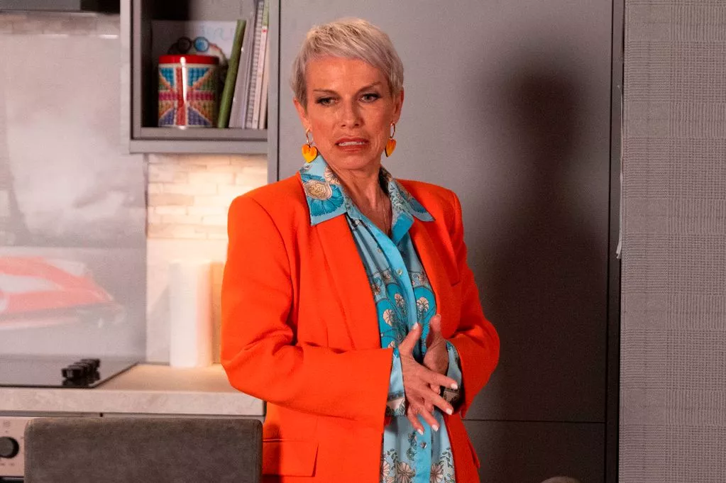 Coronation Street’s Debbie Webster star Sue Devaney reveals secret ...