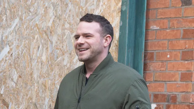 Missing Coronation Street local brutally attacked by thug Mick – Corrie ...