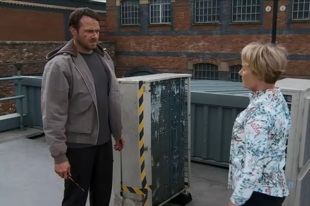 Coronation Street fans call for Sally and Tim Metcalfe’s protection as ...