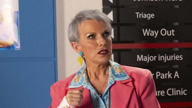 Debbie’s public outburst leaves Coronation Street character in shock in ...