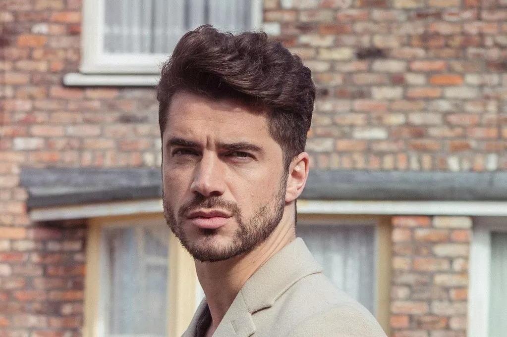 Coronation Street fans seriously distracted by Adam Barlow’s radical ...