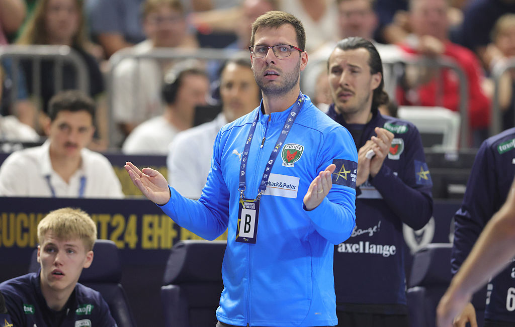 Der deutsche Meistertrainer Jaron Siewert erlitt mit 32 Jahren einen ...